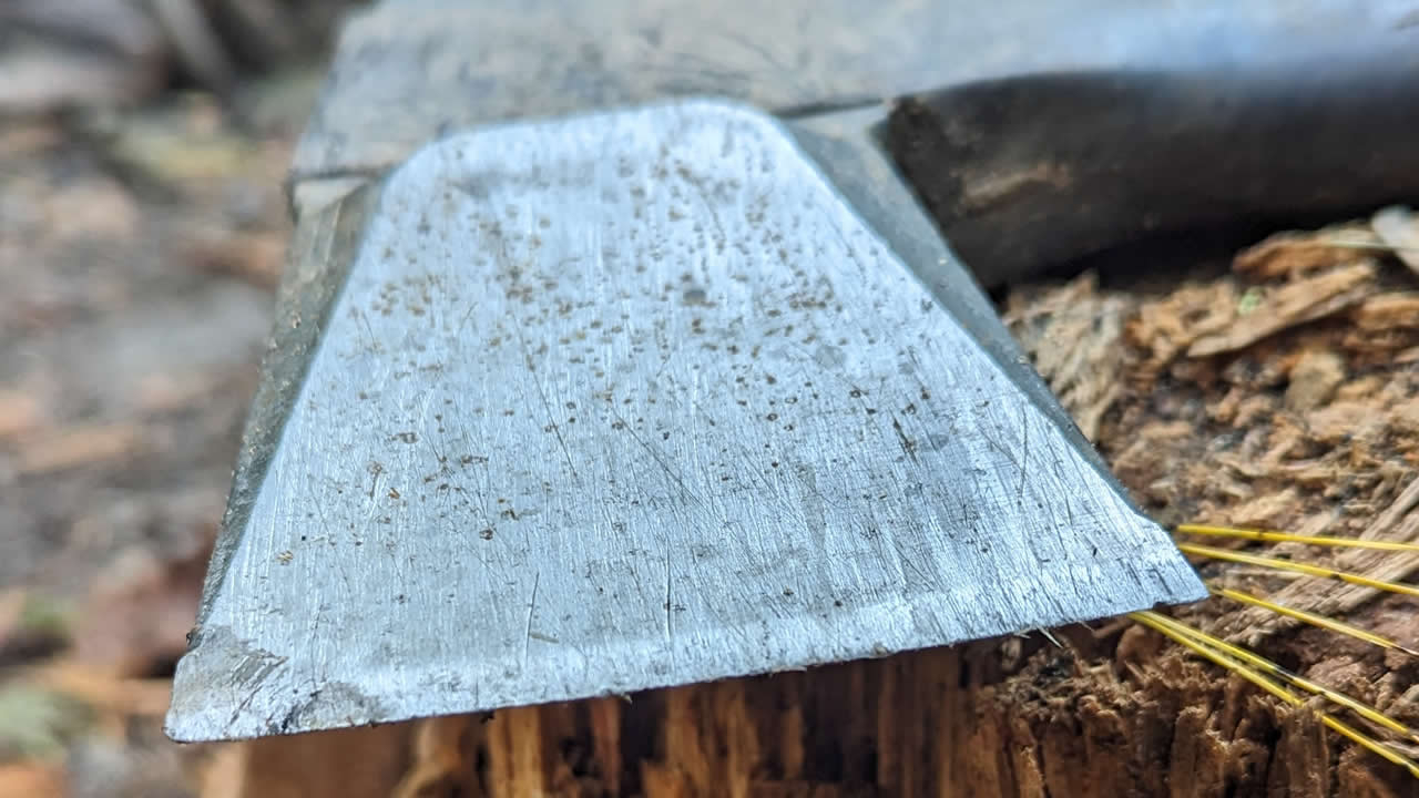 Fiskars X25 Splitting Axe Review - Ian Slack Blog